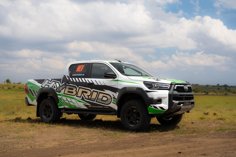 Hilux GR-S MHEV Concept