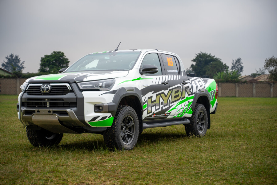 Hilux GR-S MHEV Concept