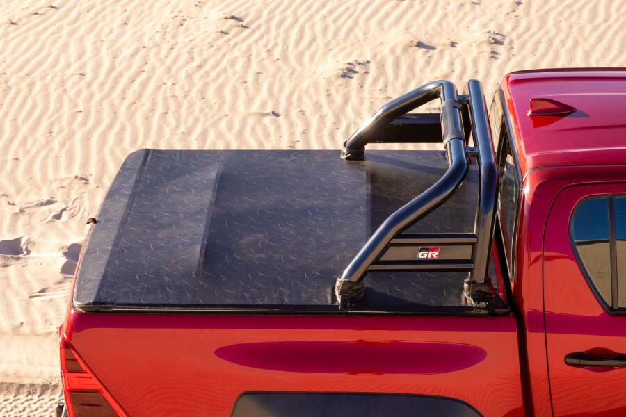 HILUX GR-S III