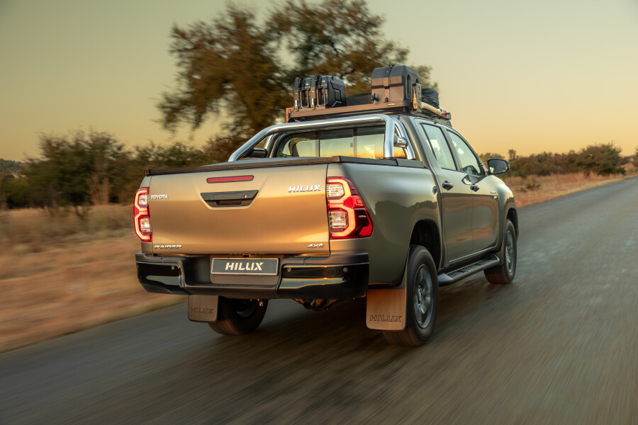 Toyota Hilux Raider Hybrid