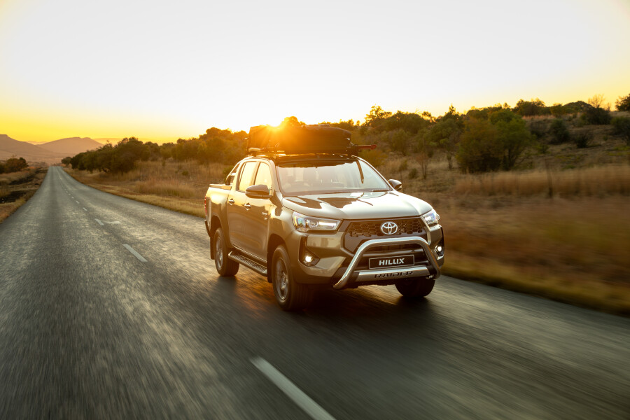 Toyota Hilux Raider Hybrid