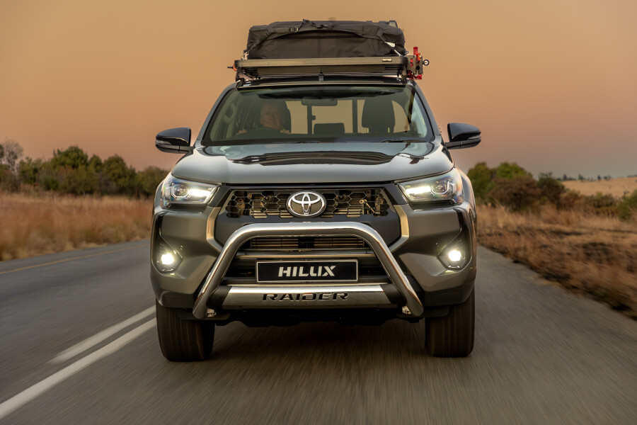 Toyota Hilux Raider Hybrid