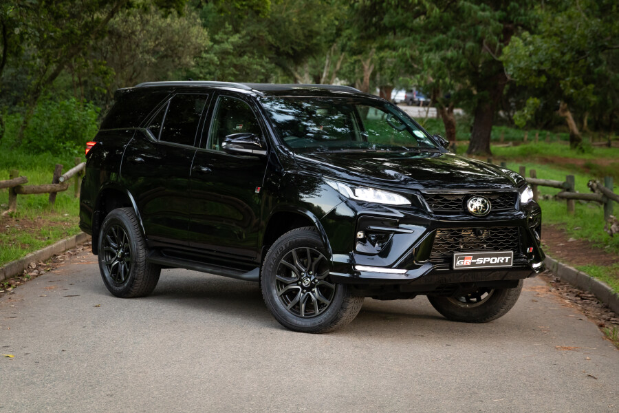 Toyota Fortuner GR-S